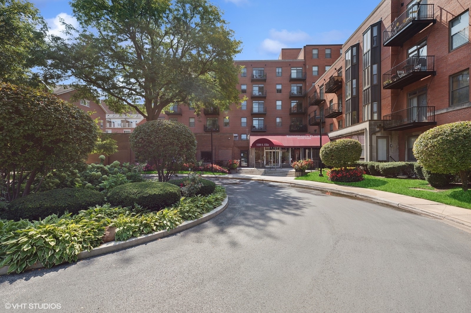 Renaissance Place in Chicago IL Homes for Sale - Renaissance Place in ...