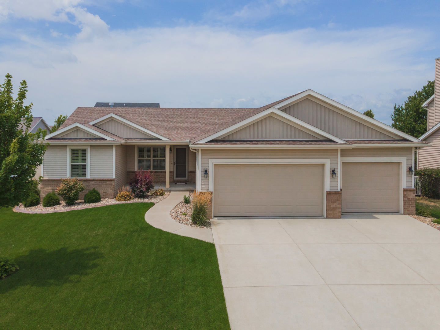 Heather Ridge in Normal IL Homes for Sale - Heather Ridge in Normal ...