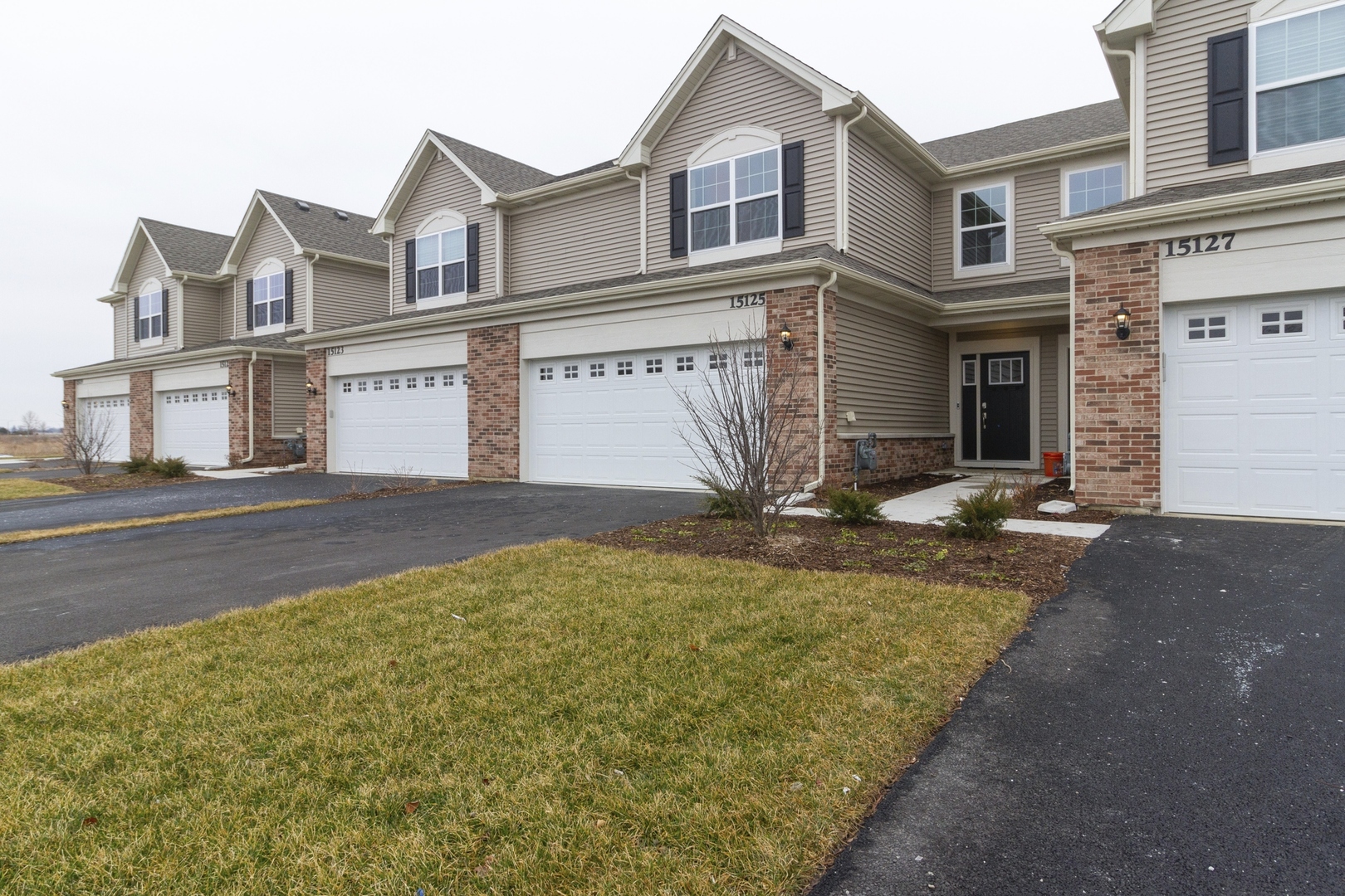 15035 W Quincy Circle, Manhattan, IL 60442