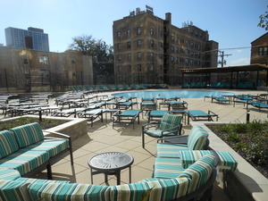 Lake Park Plaza, Chicago | Reviews & Apartments for Rent