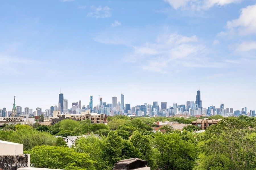 Pencil Factory Lofts, Chicago | Reviews & Apartments for Rent